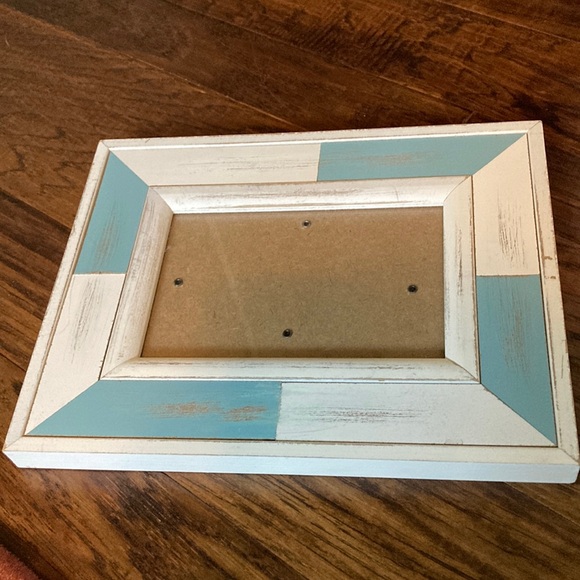 Sheffield Home | Accents | Sheffield Home White And Blue Geometric ...